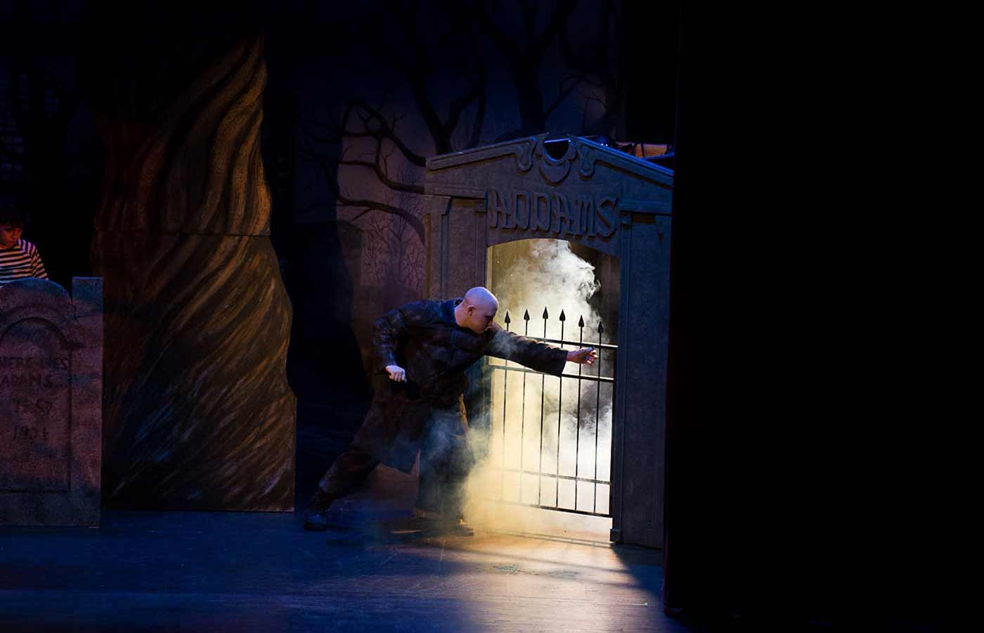 Set Pictures | Addams Family Set Rental | Stagecraft Theatrical | 1-800 ...